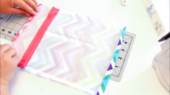 No Sew Zipper DIY Pencil Case - Made with HAPPY