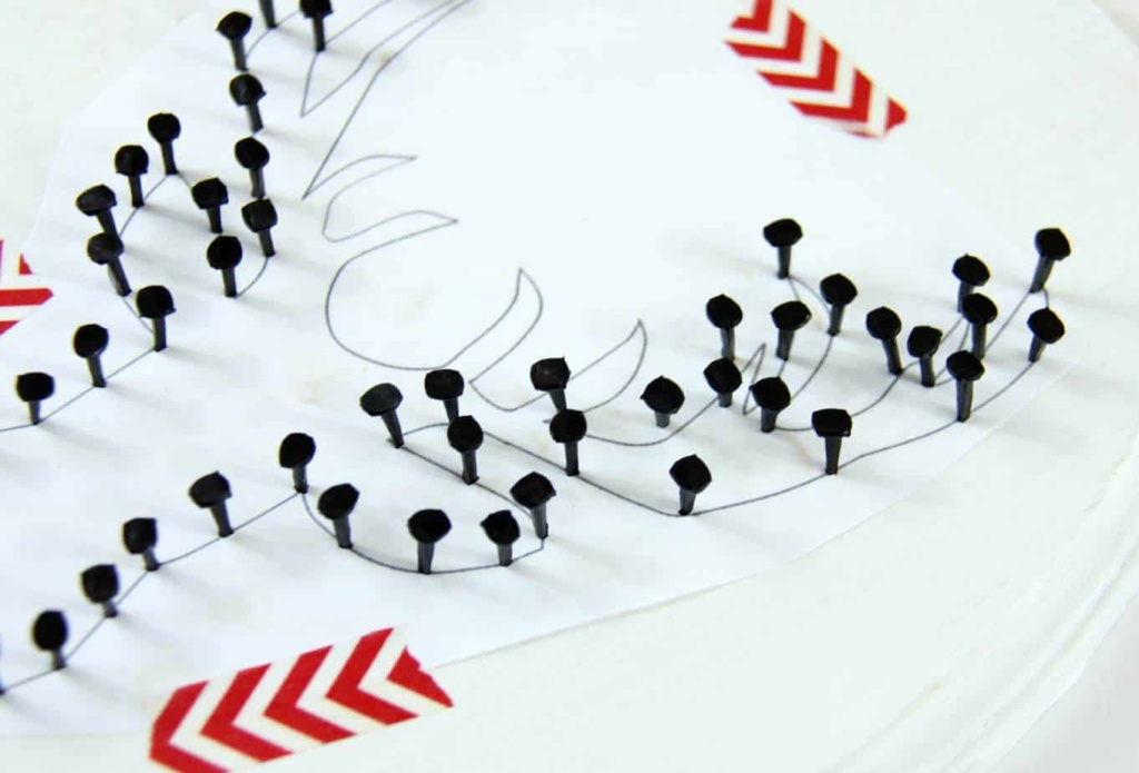 Reindeer Christmas String Art - Made with HAPPY