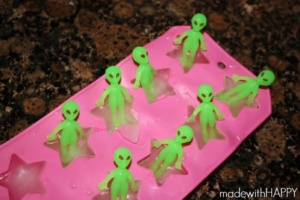 Alien Cocktail Recipe - Made with HAPPY