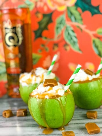 Caramel Apple Cocktail - Delicious Fall Cocktail Recipes