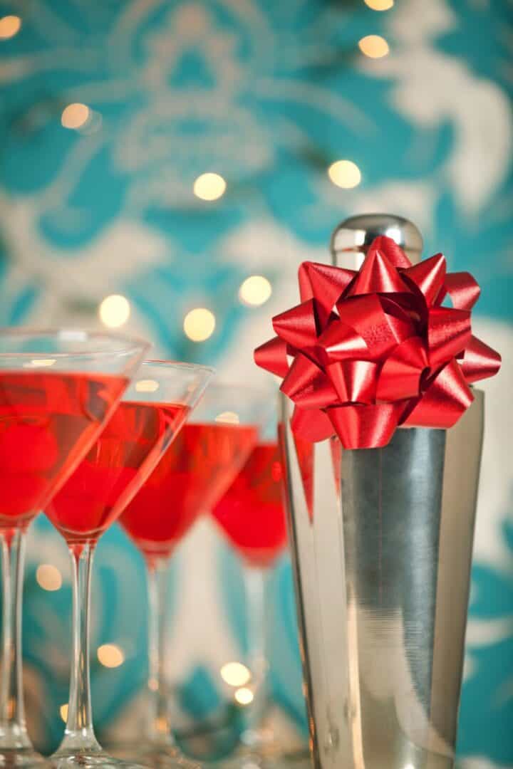 Mistletoe Martini - Christmas Vodka Cocktail - Made with HAPPY