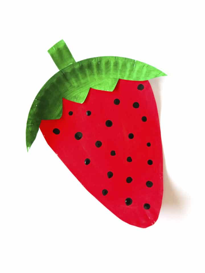 Paper Plate Strawberry Craft - Made with HAPPY
