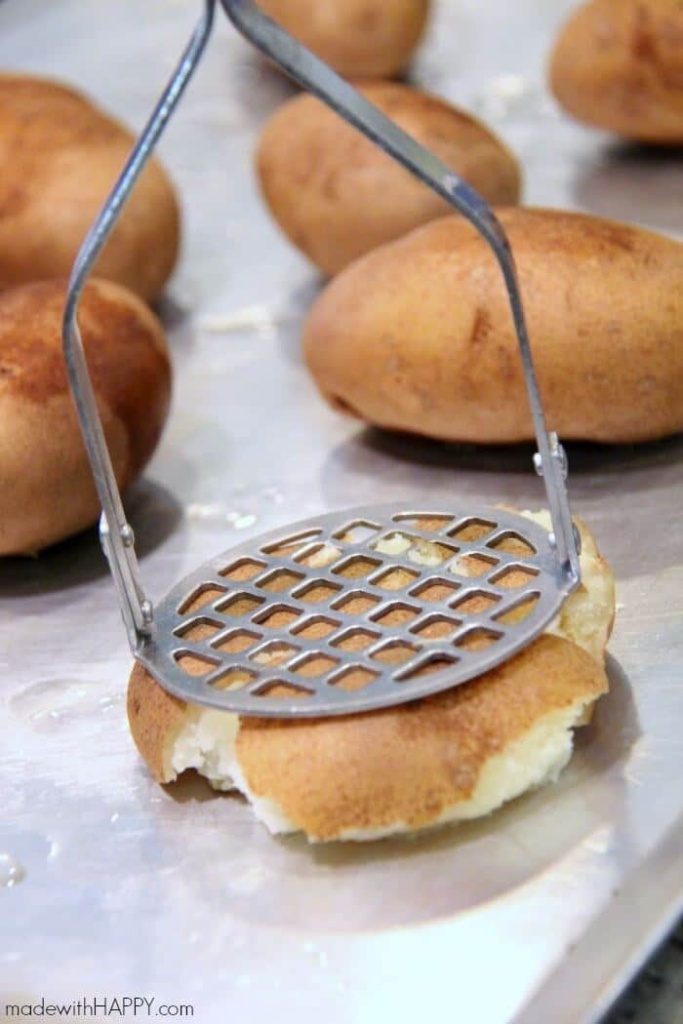 Smash Potatoes - Made with HAPPY - Quick and Easy Recipe